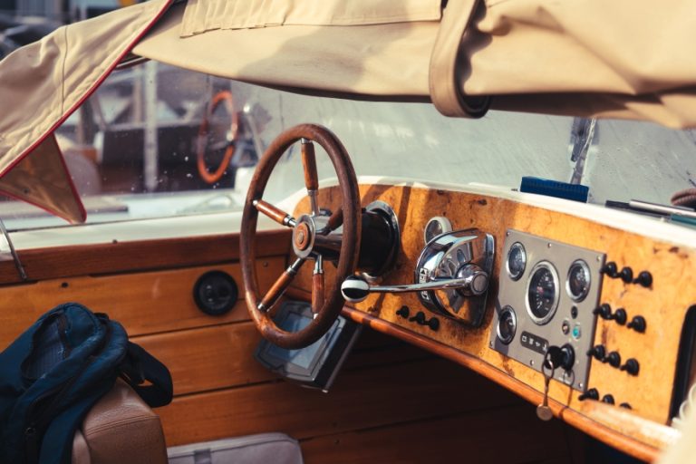 Why Should a Vessel Operator Keep a Proper Lookout?